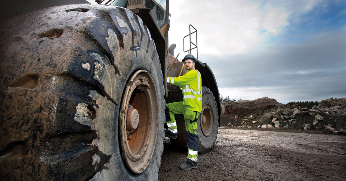 Precision och service i bergtäkten | skanska.se Precision och service i bergtäkten | skanska.se
